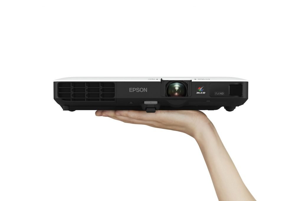 Epson Launches new Range of Projectors - Review Central Middle East